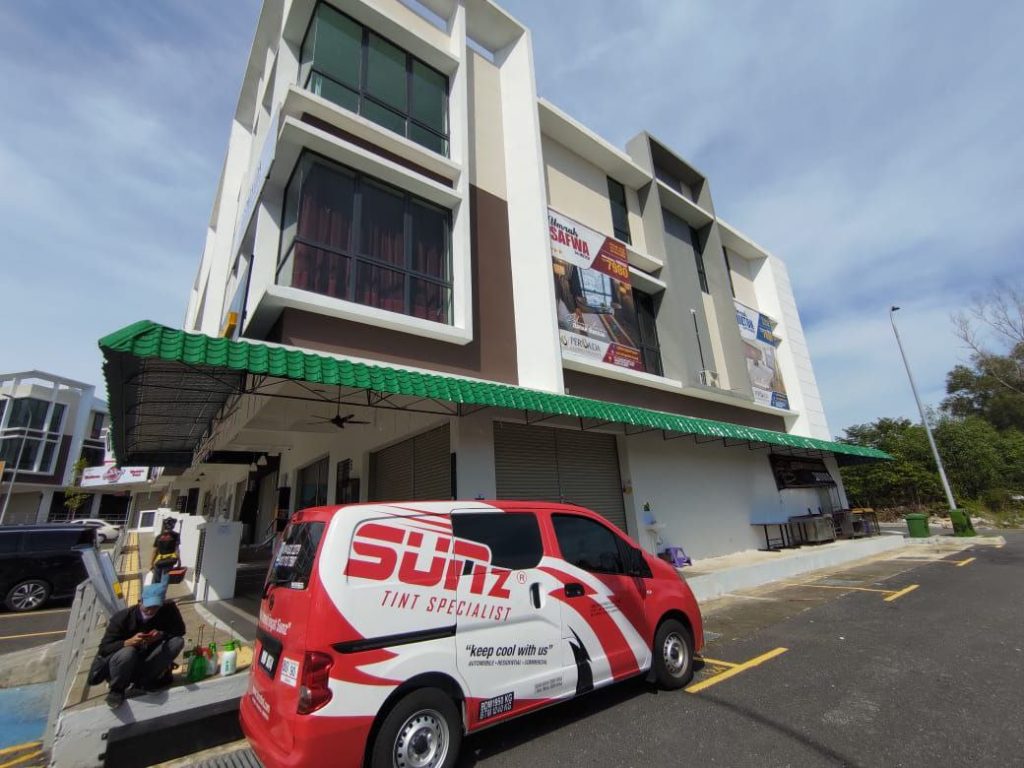 5 Kelebihan Tint Film Nano-Ceramic untuk Bangunan yang Memukau ...